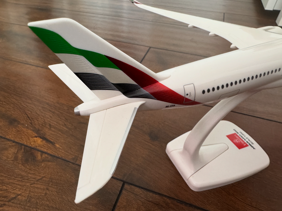 1:200 Emirates Airbus A350-900 Model Aircraft - PPC Holland | eBay UK