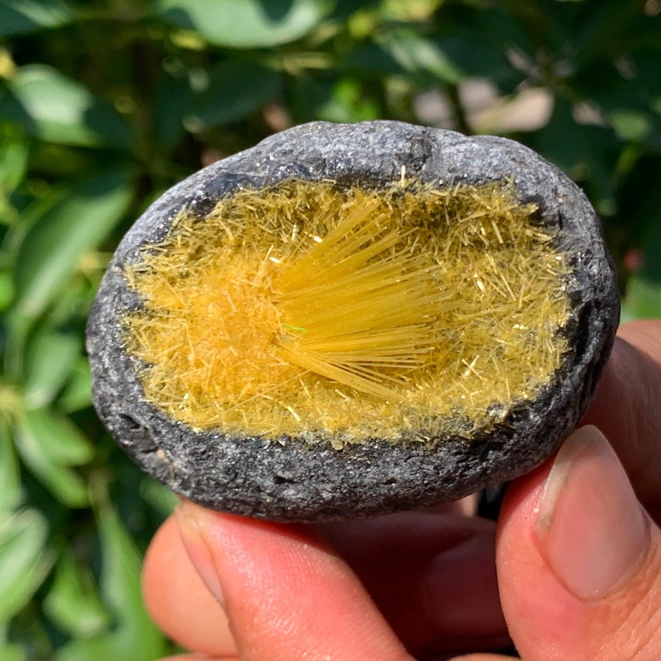 73G rare magnesite acicular energy quartz crystal mineral specimen ...