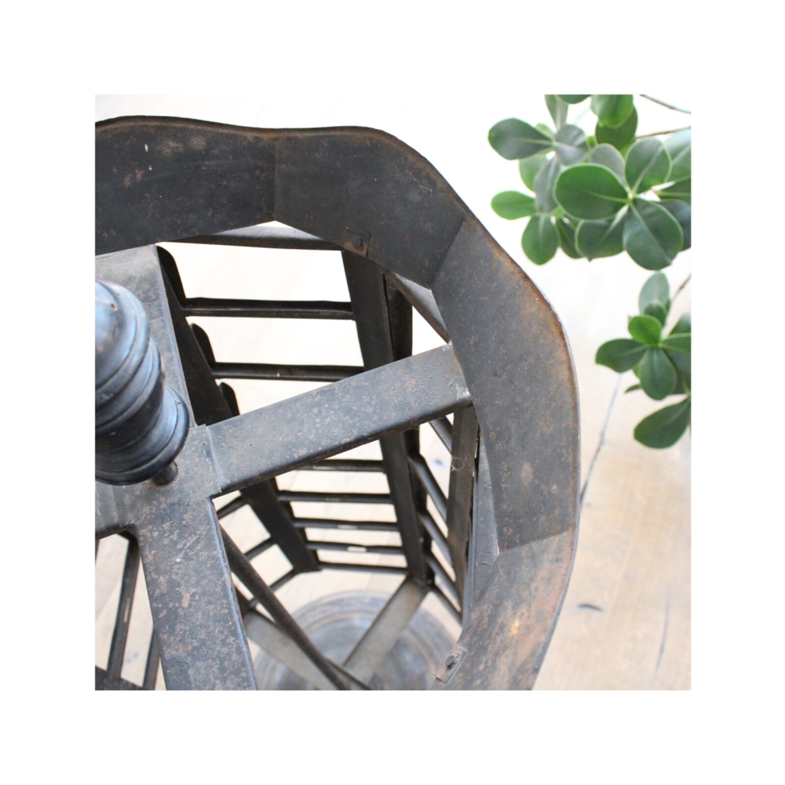 Antique Black Metal Rotating Greeting Card/postcard store display rack ...