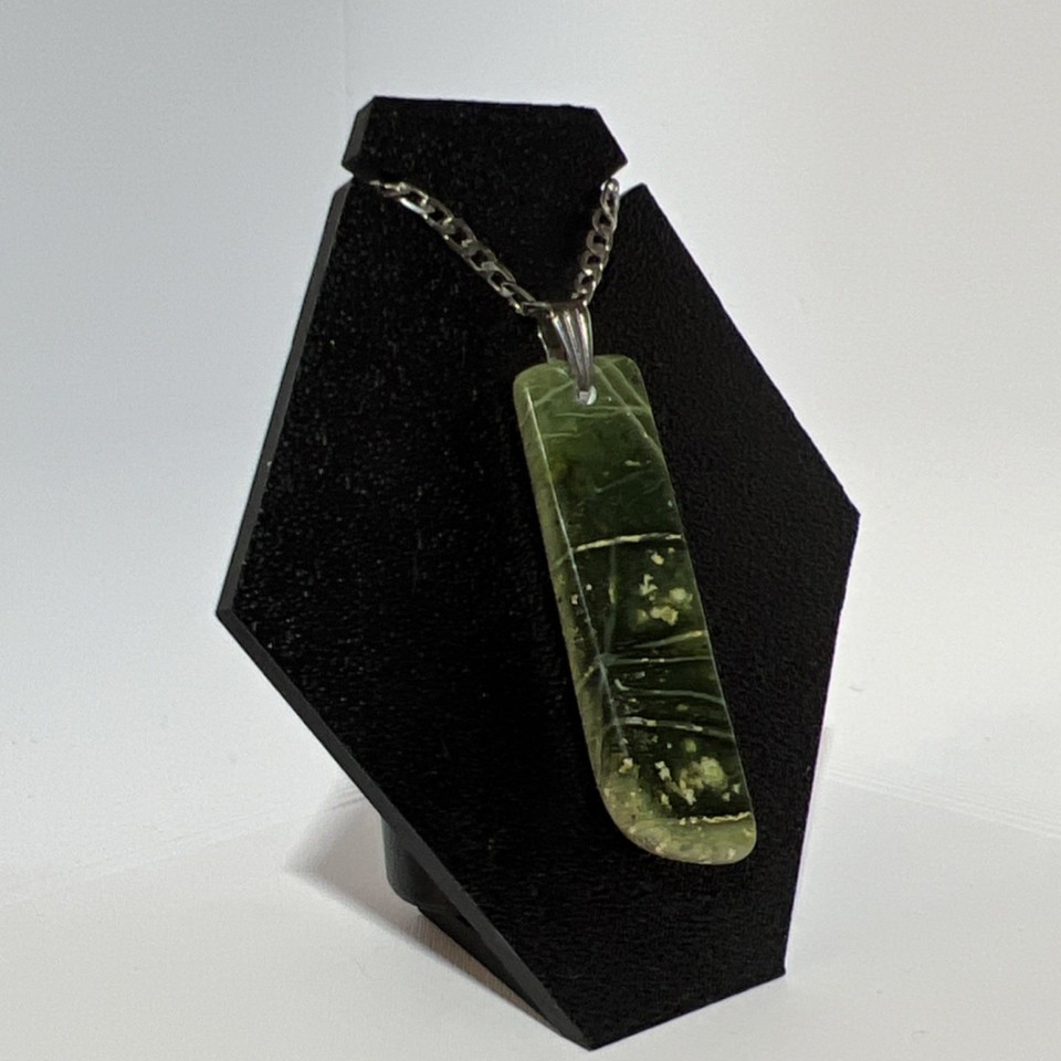 Vermont Serpentine Pendant Necklace! Hand crafted jewelry. | eBay