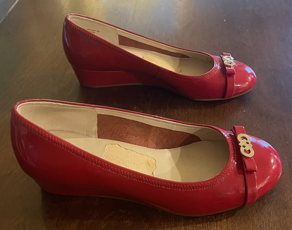 COLE HAAN Red Patent LEATHER with GOLD EMBLEM Wedge DRESS Shoes WOMEN’S ...