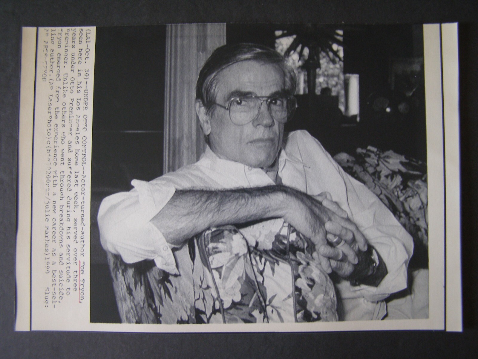 AP Wire Press Photo 1990 Actor turned Author Tom Tryon in his LA Home ...