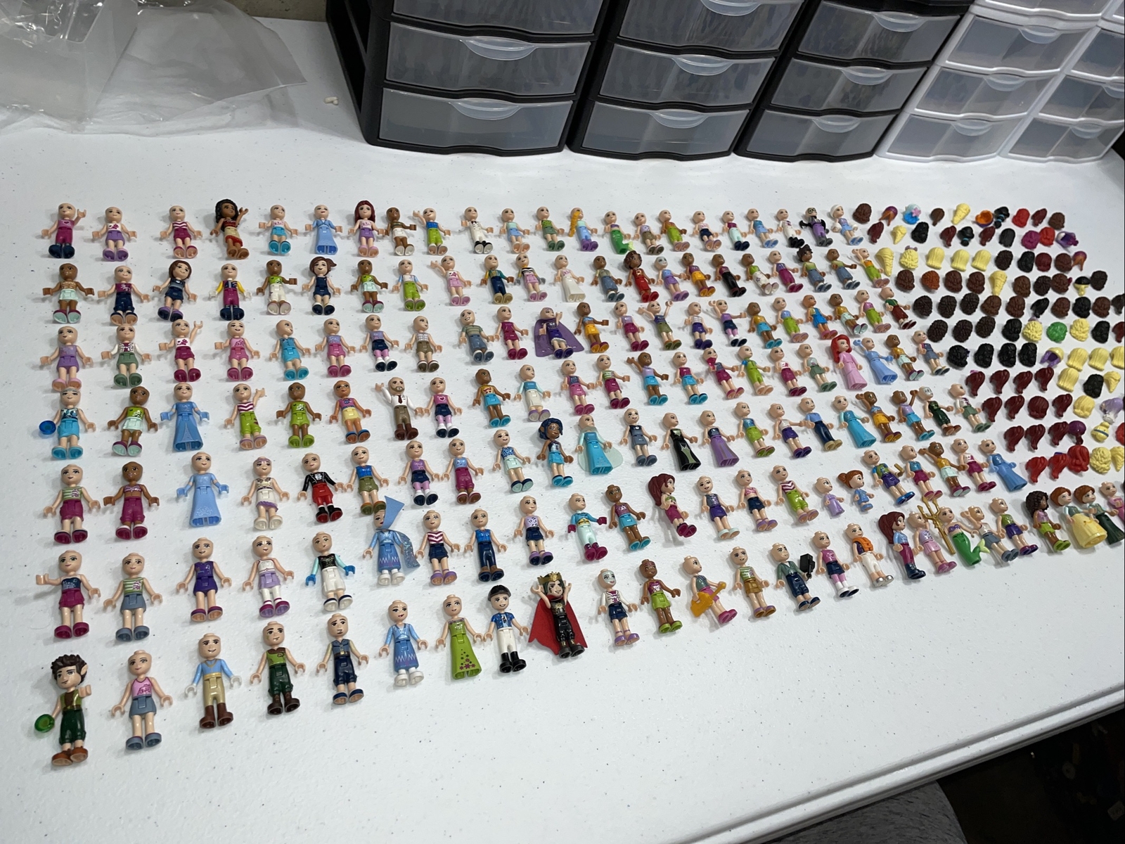 Lego Friends Figures for sale | Only 4 left at -70%