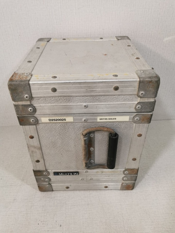 MULTILIN SR735 / 735-5-5-125-485-DEMO FEEDER RELAY VER. 25D141D1.000 ...