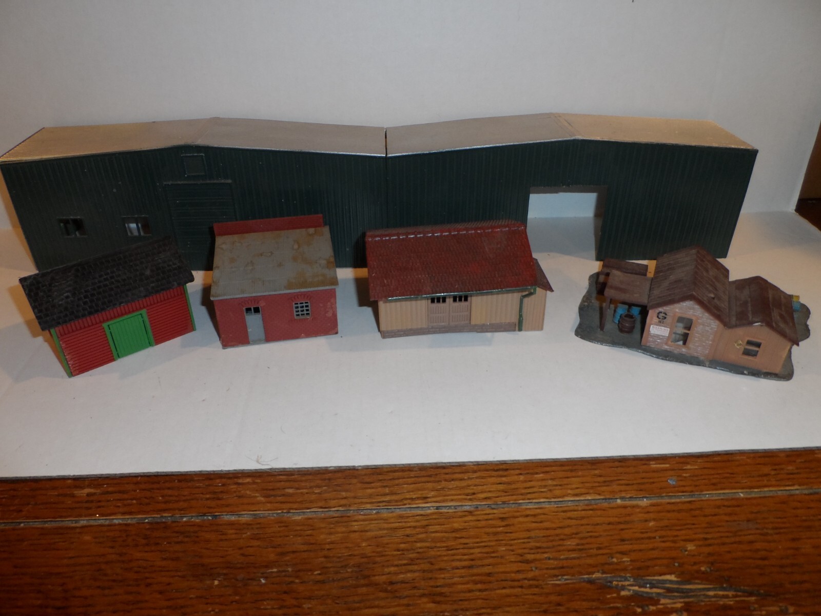 HO SCALE TRACKSIDE MAINTENANCE BUILDINGS LOT OF 4 | eBay