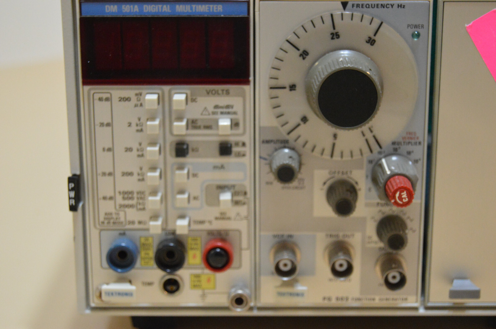 Tektronix TM503 Mainframe / DM 501A Multimeter / FG 503 Function ...