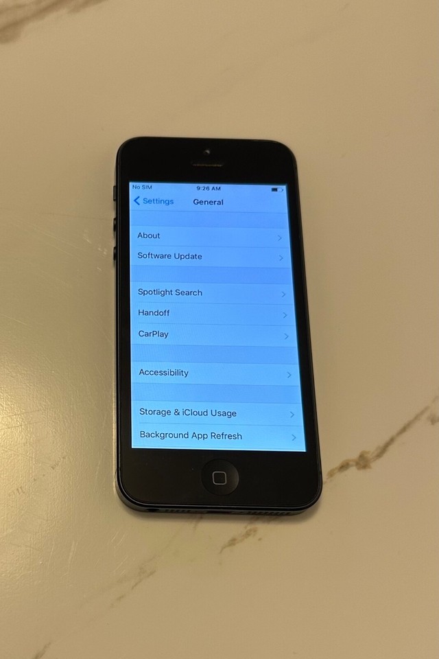 Apple iPhone 5 - 16GB, 32GB, 64GB - Black & White Unlocked/AT&T/T ...