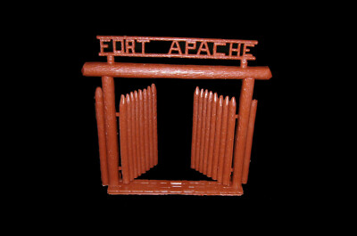 FORT APACHE fort gate w/2 doors MARX plastic toy soldiers cavalry ...