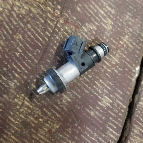 01 02 Suzuki GSXR 1000 Gas Fuel Injector Free Shipping Cleaned Tested ...