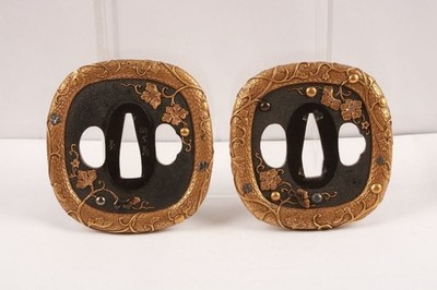 Tsuba Japan Antiques Japanese Swords Edo Period Large and Small Copper ...