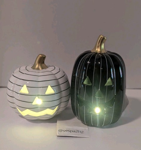 Target Bullseye Playground Halloween Pumpkin Light Up LED Black & White ...