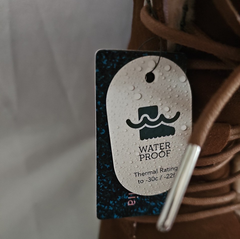 Emu Australia Shoreline, Sheepskin Lined Waterproof Womens Boots BNIB ...