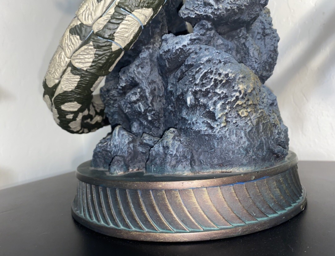 Pacific Rim Slattern Statue