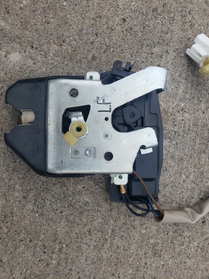2007-2011 Chevrolet Aveo Trunk Latch Actuator Release Deck Lid OEM ...