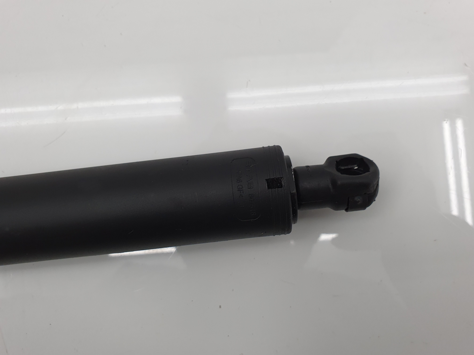 BMW 3 SERIES TAILGATE AUTOMATIC LIFT SPINDLE PASSENGER SIDE STRUT ...