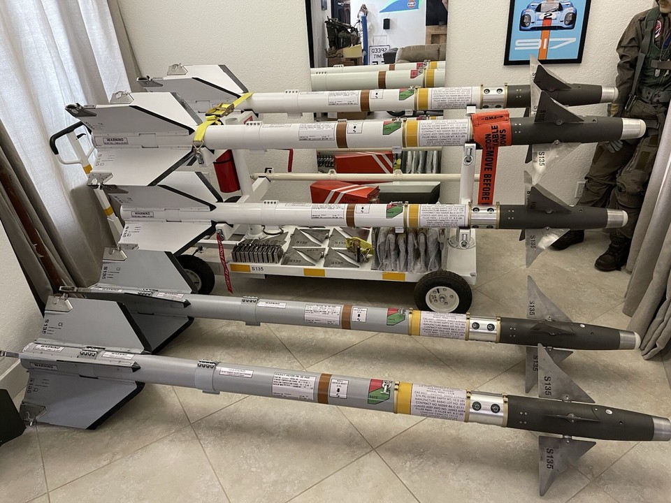 ROLLERON AIM 9 Sidewinder Missile Raytheon USAF Fighter Jet Aviation ...