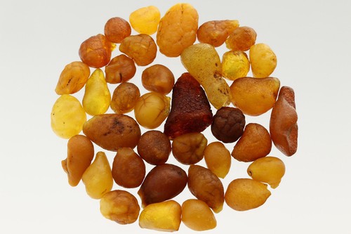 Lot of 36 Natural Raw Rough Rare Drops Nugget Genuine BALTIC AMBER 15g ...