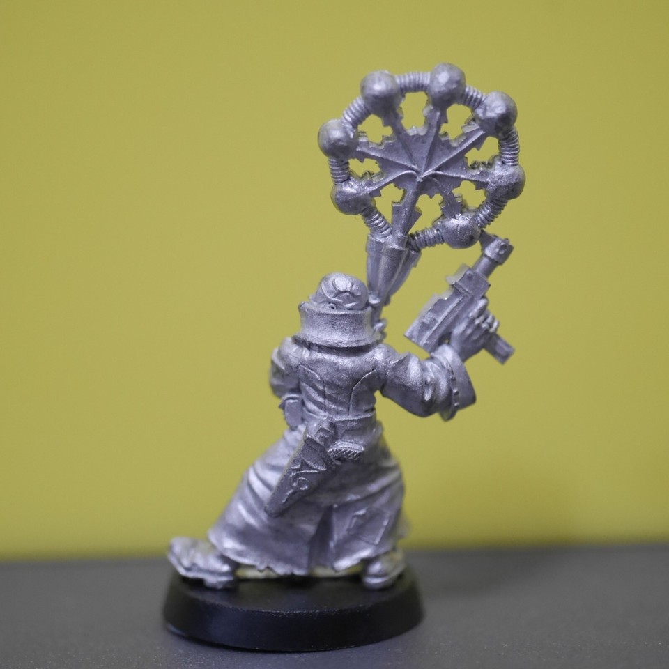 Necromunda Wyrd Telepath Psyker Metal Hired Gun Warhammer 40K Unpainted ...