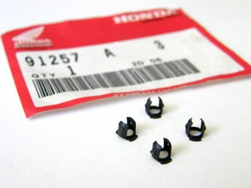 Honda Fuel Gas Tank Emblem Clips Nuts clamps oem cb750 cb550 cb450 ...