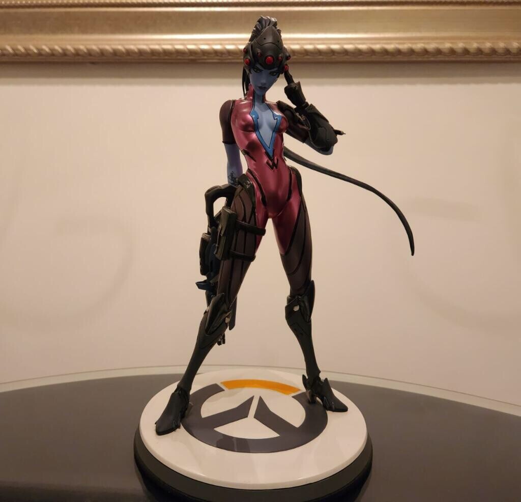 Blizzard Widowmaker Statue | eBay