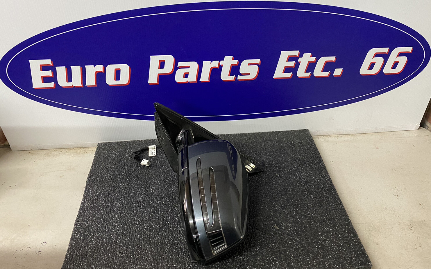 Left Door Mirror Driver Side Glass Grey 2128100964 Mercedes W212 E350 ...