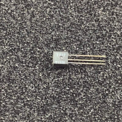 TIS97 - TI - NPN TRANSISTOR, 45V 50mA TO-92 (UHF) | eBay