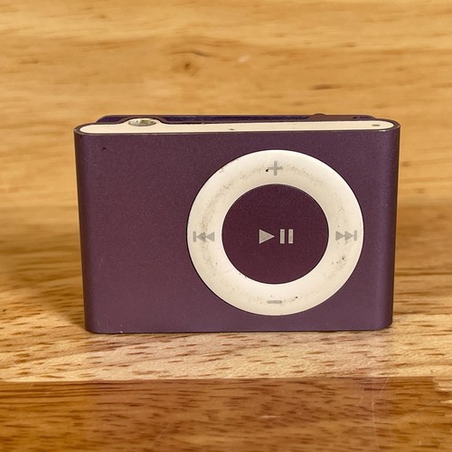 Apple iPod shuffle 2nd Gen A1204 Purple Handheld Portable MP3 Media ...