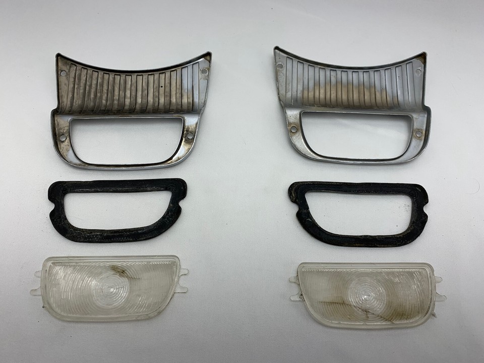 1952 OLDSMOBILE ROCKET 88 TURN SIGNAL BEZELS LENSES GASKETS OLDS SUPER ...