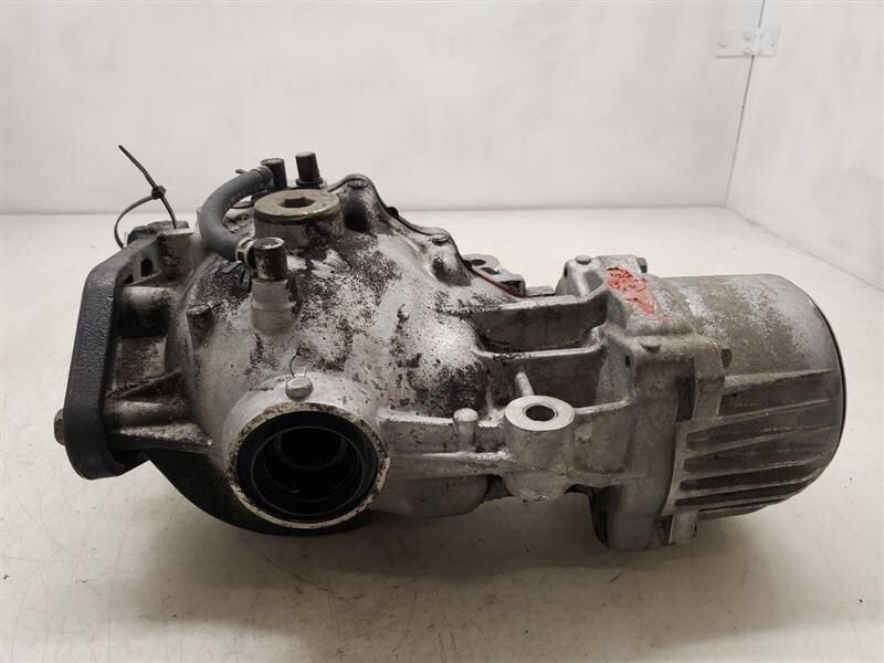 2003-2006 Toyota Matrix 1.8L Rear Differential Assembly Carrier AWD OEM ...