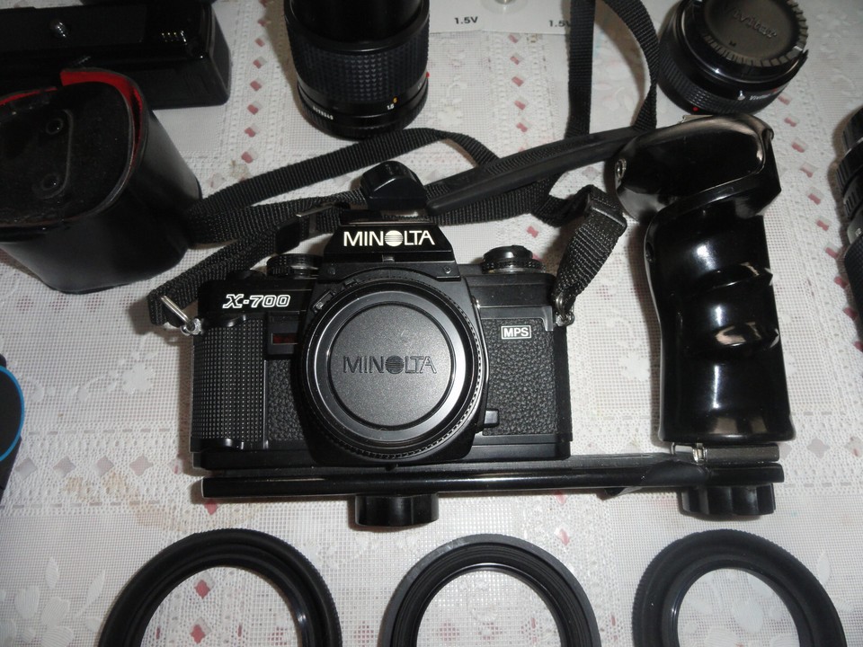 Minolta X-700 Black SLR 35mm Film Camera Bundle w/ Bag, Lens & Extras C ...
