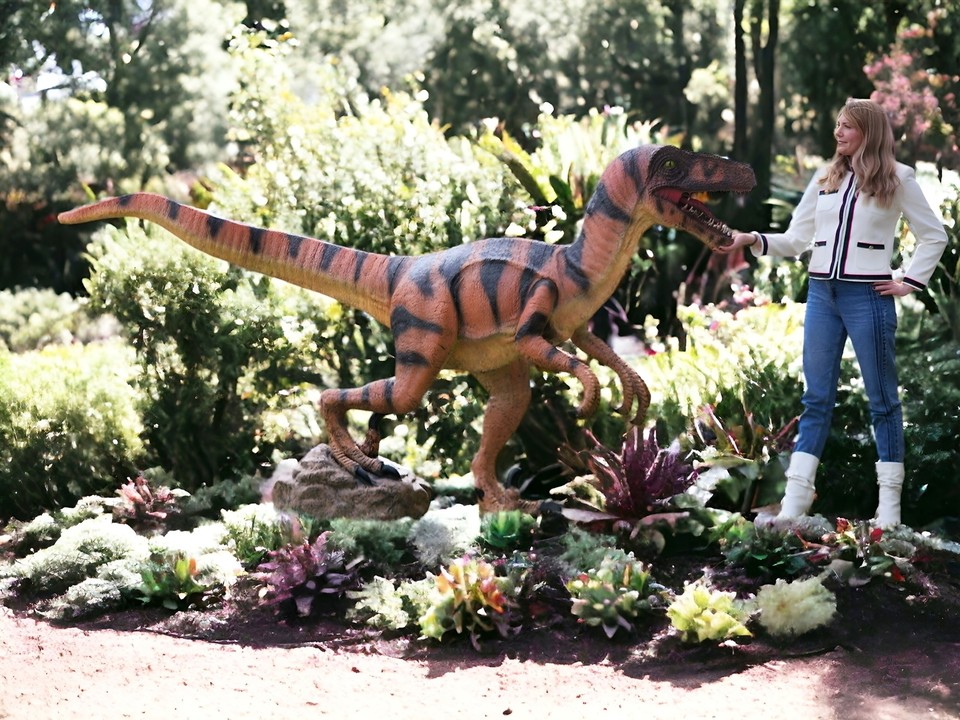 Large Velociraptor Statue - Life Size 10FT Velociraptor Statue On Rock ...