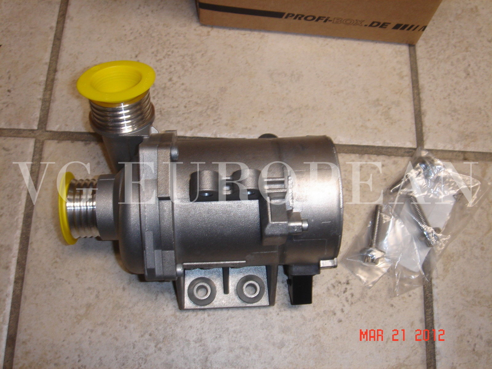 BMW E92 E93 3-Series Genuine Electric Water Pump w/Bolt Kit 328i 328xi ...