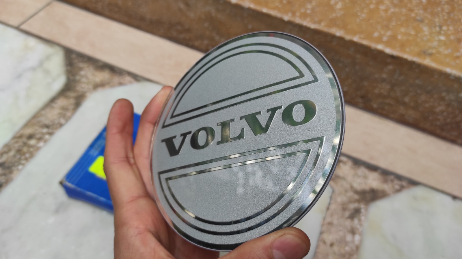 NOS 85 - 93 VOLVO 240 245 260 Center Cap Hubcap Wheel Cover Silver 14 ...