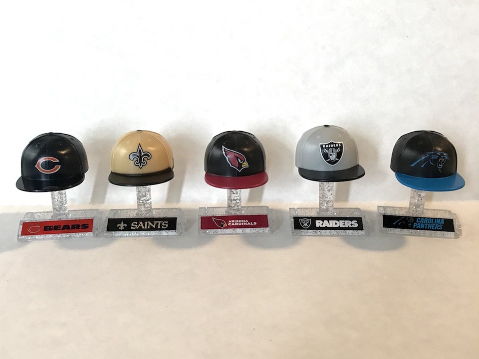 2017 Series 2 NFL MAD LIDS 1" Collectible Mini Caps (Your Choice ...