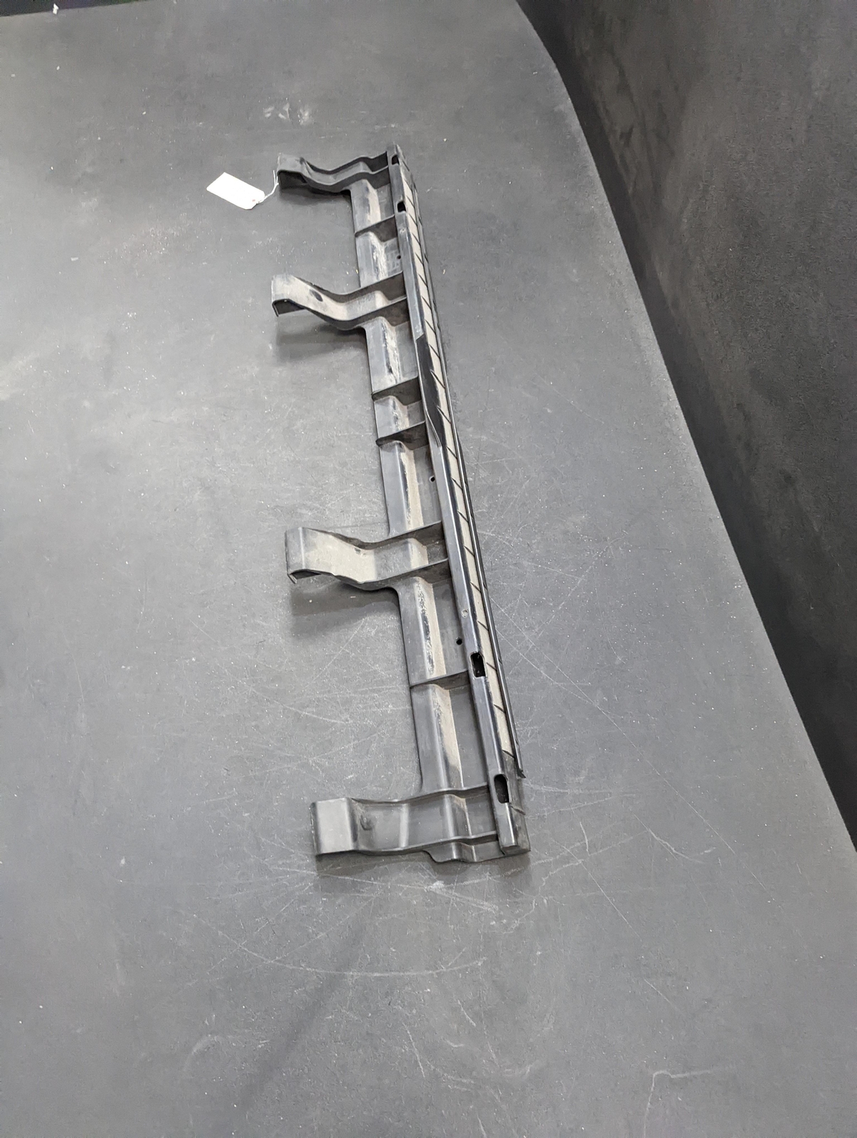 Rear Bumper Center Bracket 2016 Dodge Grand Caravan 5113107AC 2011 2012 ...