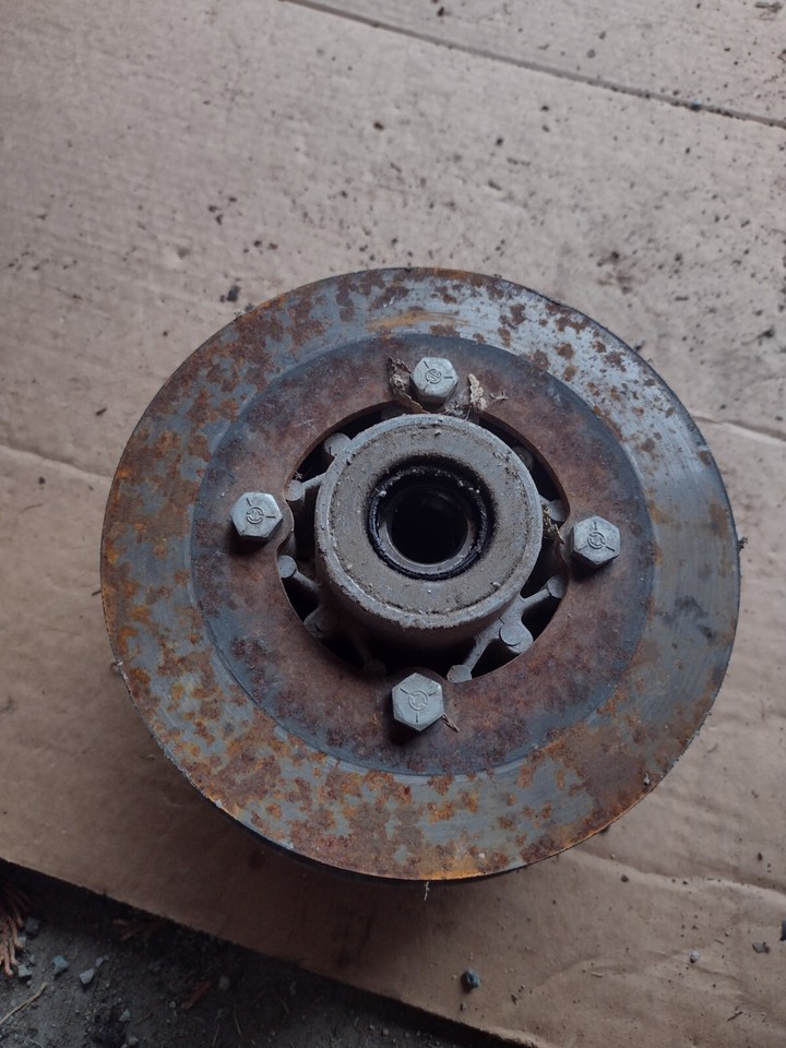 1996 Polaris xpress 300 front left hub | eBay