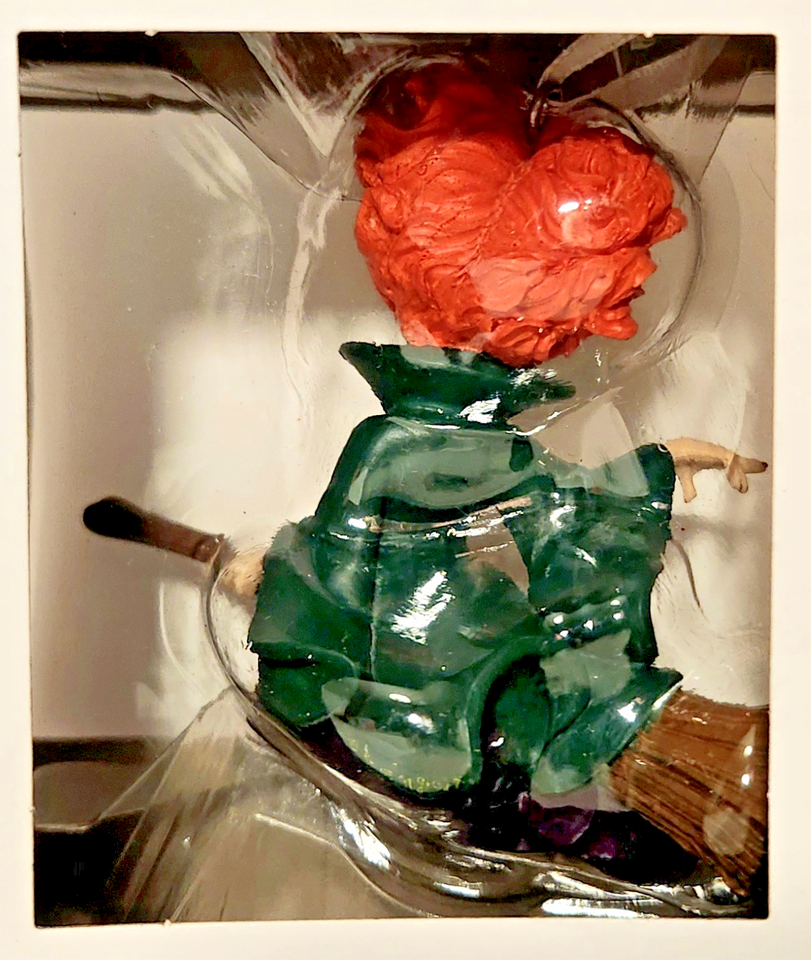 Hallmark Ornaments Disney Hocus Pocus Winifred Sanderson on Broom ...