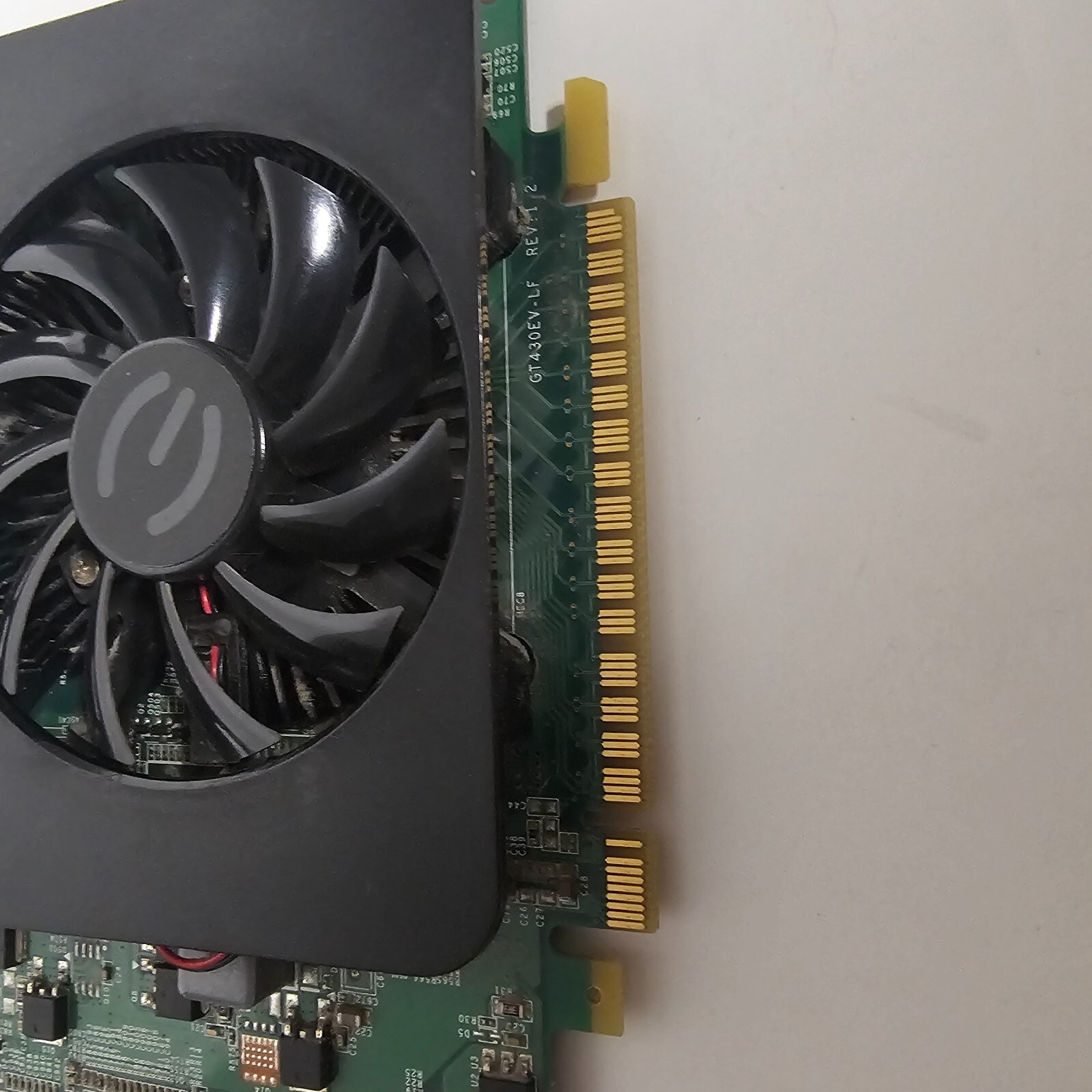 EVGA Nvidia GeForce GT 620 (01G-P3-2621-KR) 1GB DDR3 SDRAM PCI Express ...