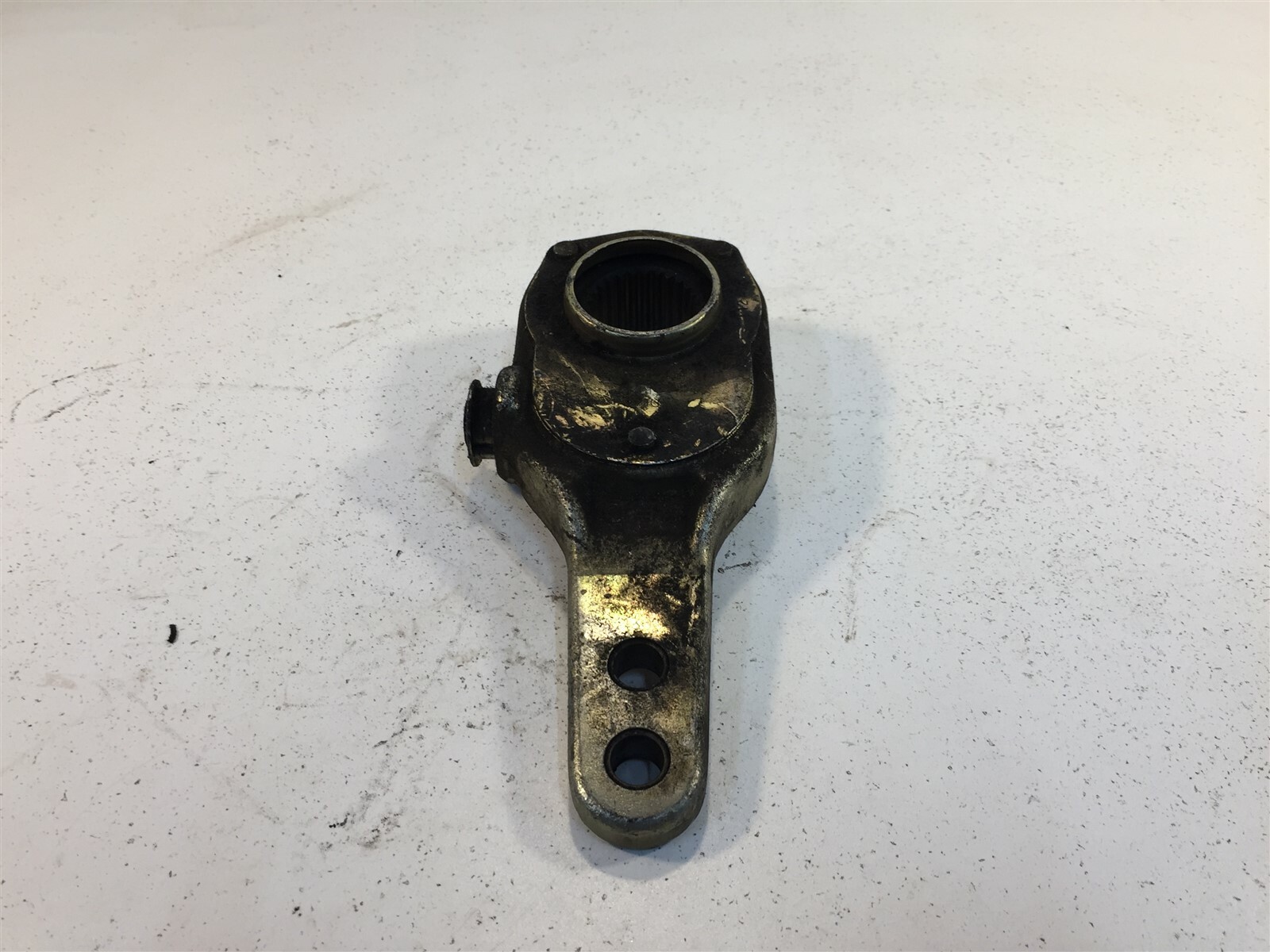 Midland Slack Adjuster KN44051 - Missing screw or grease fitting? | eBay