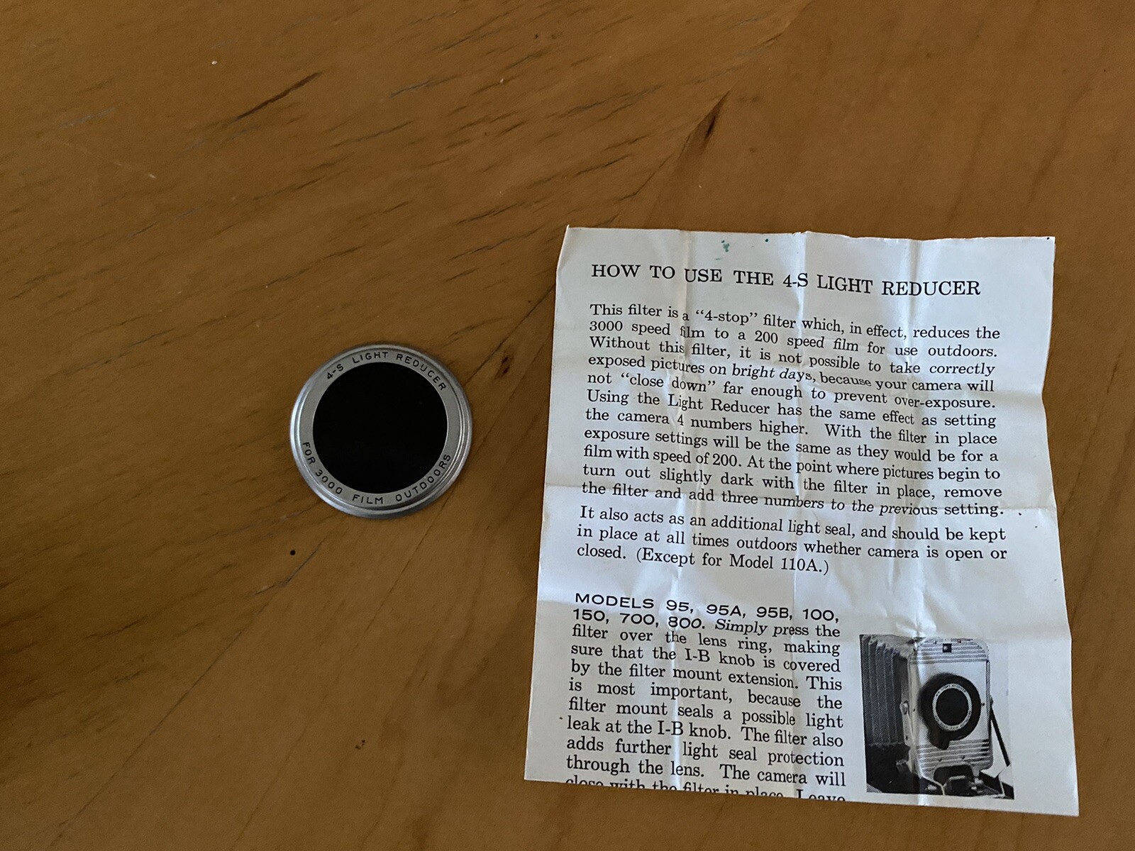 Polaroid Land Camera Model 80a w/Wink light flash & light reducer ...