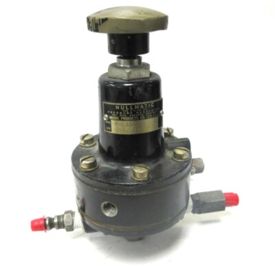 Regulators - Moore Nullmatic Pressure
