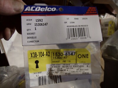 GENUINE GM 15306147 PIGTAIL LAMP SOCKET TURN SIGNAL PARK LIGHT TAHOE ...