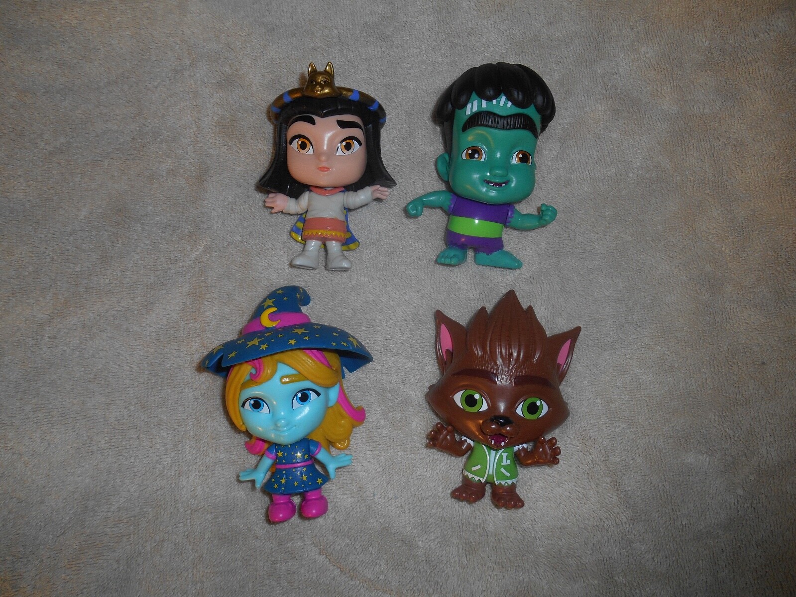 NETFLIX SUPER MONSTERS 4 FIGURES KATYA SPELLING, FRANKIE MASH, LOBO ...