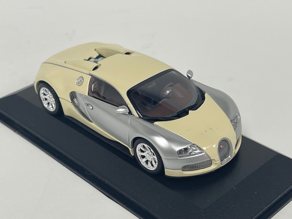 1/43 Minichamps Bugatti Veyron Centennaire 2009 Chrome/Beige 400 110854 ...