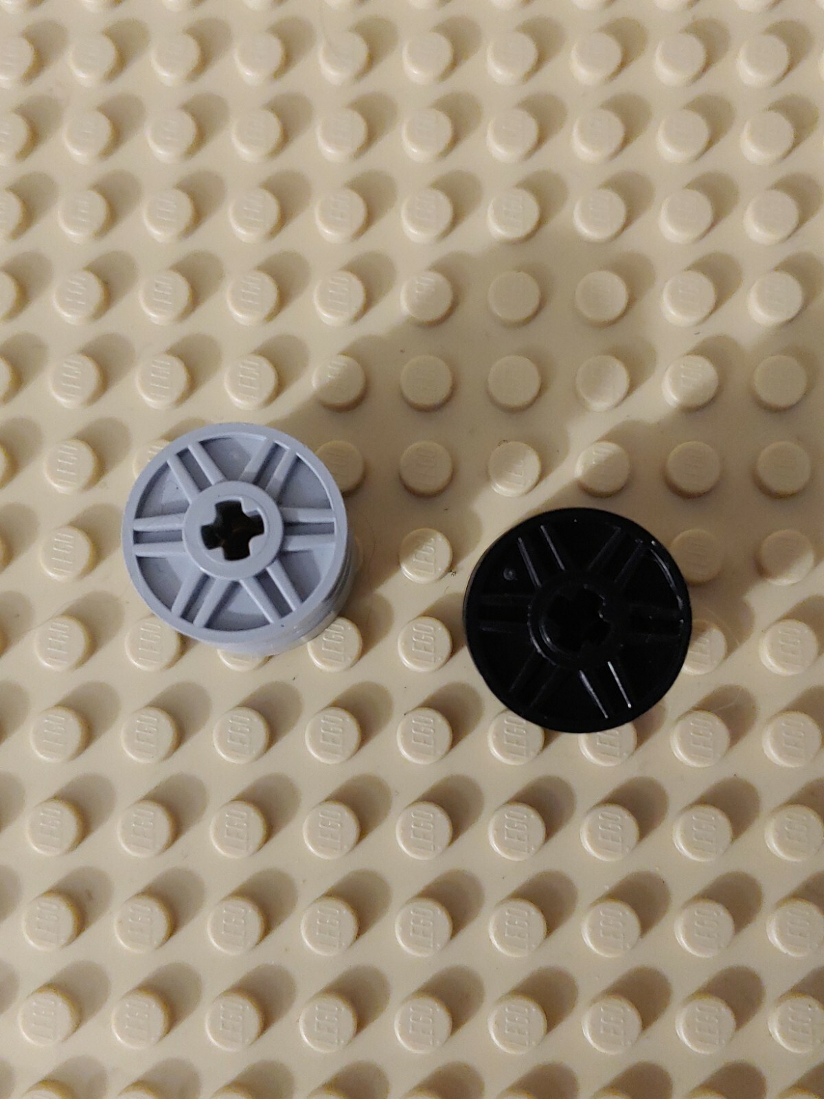 Lego Wheel Wheel 18mm D. x 14mm with Axle Hole, Fake Bolts and Shallow ...