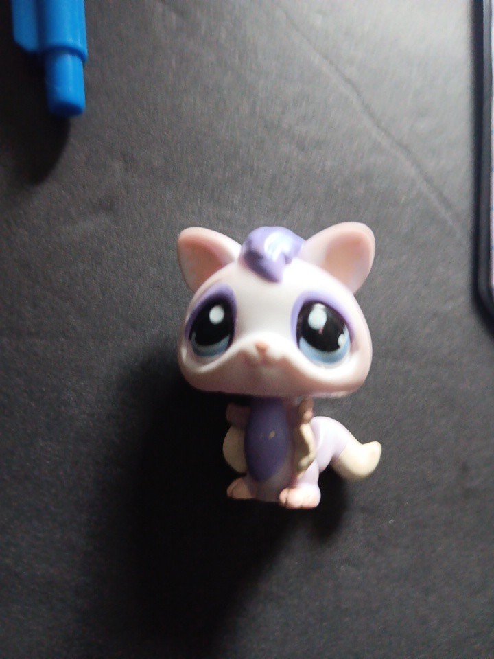 Lps 683 Guinea Pig Blue Eyes, Lps 594 Pink Diamond Eye Panda, Lps 1663 ...