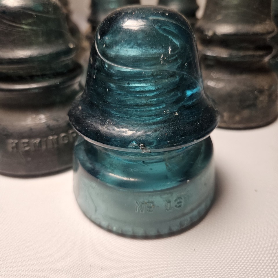 Lot of 13 Vintage Electrical Glass Insulator Hemingray #19, #40, #42 ...