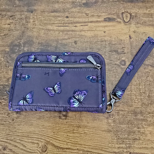 Lug Tandem SE Zip RFID Wallet DK Gray, Purple/Butterfly Pattern multi ...