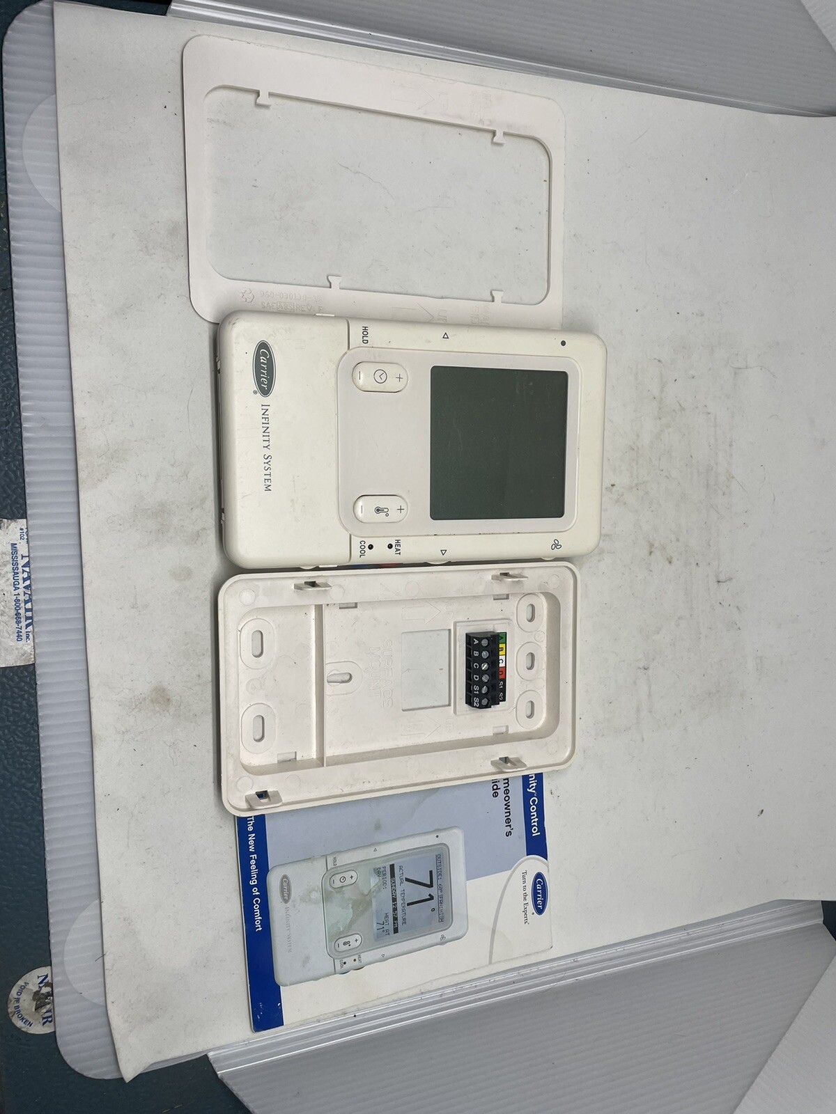 Carrier+SYSTXCCWIC01-B+Infinity+System+Control+with+Wi-+Fi+-+White for ...