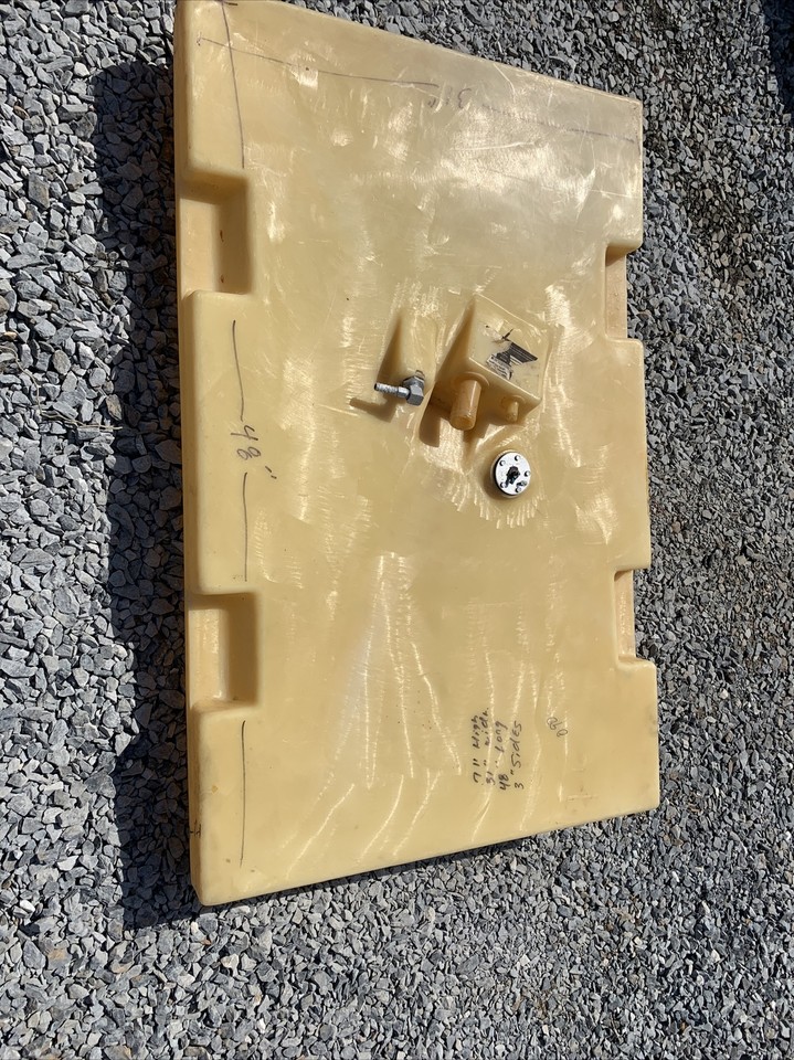 Moeller Marine Fuel Tanks Poly Gas Tank 090 Fuel Cell | eBay